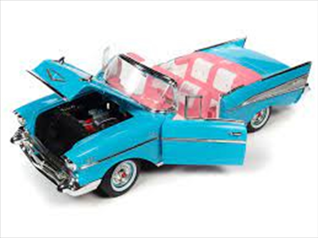 1:18 Barbie Aqua 1957 Chevy Convertible | Sanity